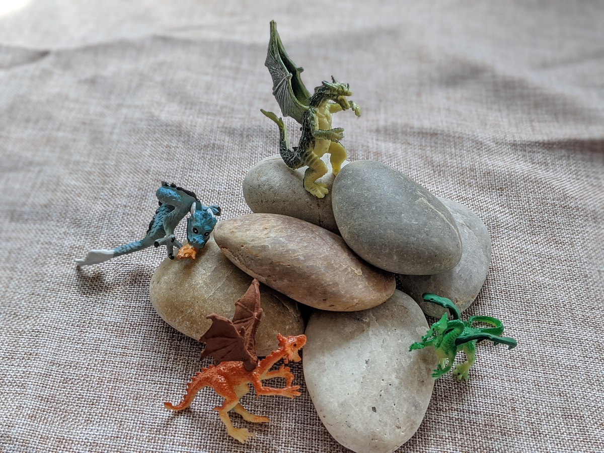 An Easy, Budget-Friendly, Decorative, Dragon-Themed Party Food Table ...