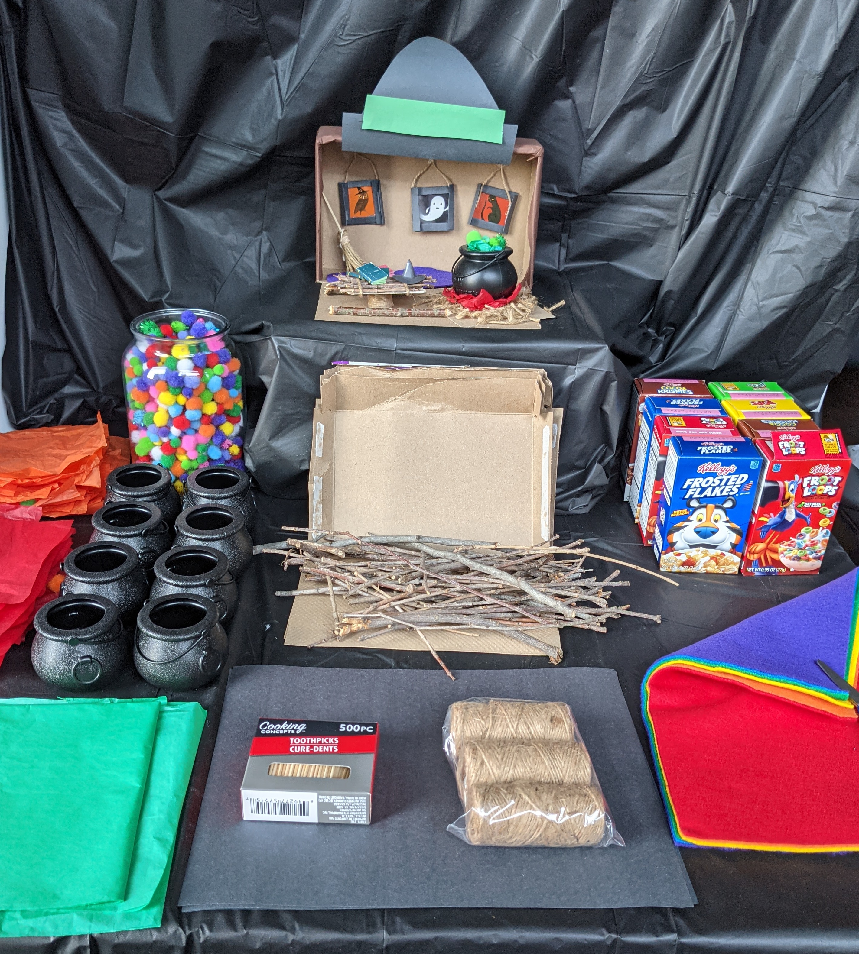 A Simple & Fun “Not So Scary” Halloween Party! – Frolicking Fox Cubs