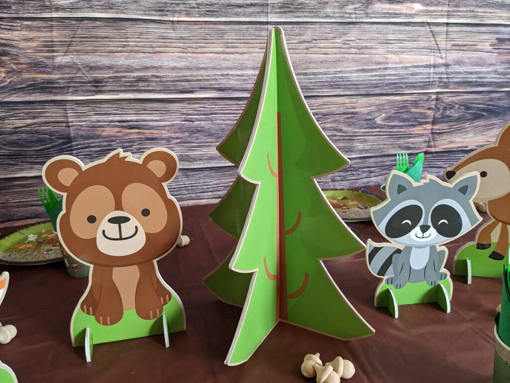 Awesome Ideas for an Easy & Fun Woodland Friends Party – Frolicking Fox ...