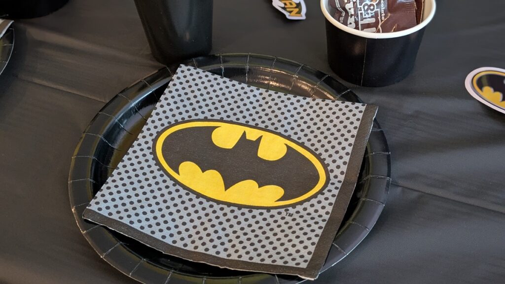 An Awesome Batman Party – Easy & Inexpensive Ideas – Frolicking Fox Cubs