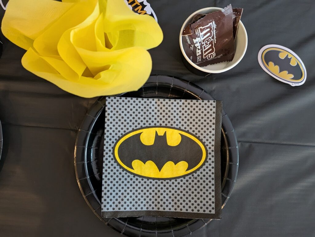 An Awesome Batman Party – Easy & Inexpensive Ideas – Frolicking Fox Cubs