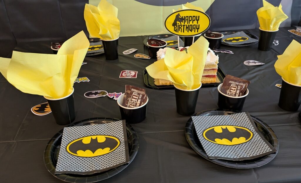 An Awesome Batman Party – Easy & Inexpensive Ideas – Frolicking Fox Cubs
